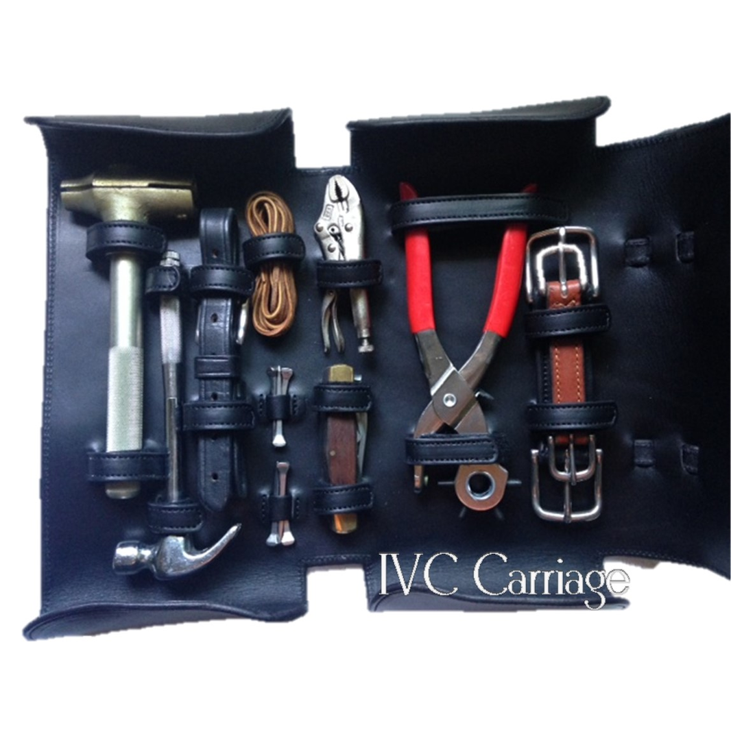 Horse Harness & Equipment Hangers | IVC Carriage